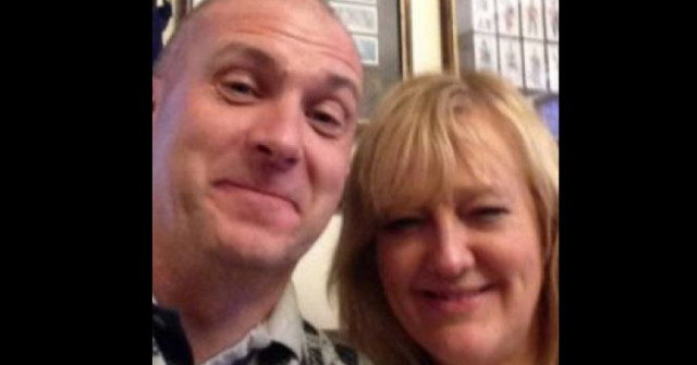 Съпругът на болна от деменция жена показа как за няколко години се е променила лъчезарната му