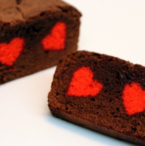 ВИДЕО Изненадайте любимия с този невероятен сладкиш за Св Валентин